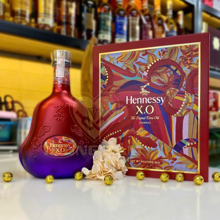 Hennessy XO phiên bản Tết 2025